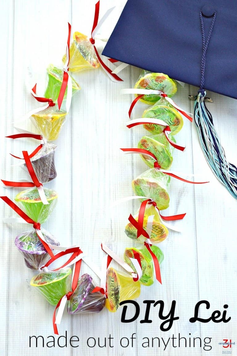 DIY Lei (made from almost anything) - Organized 31