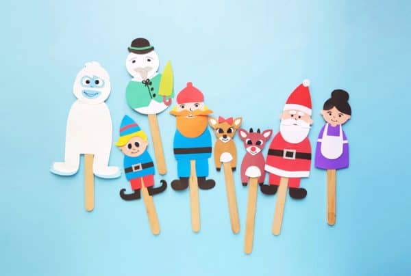 Christmas Craft for Kids - Rudolph Puppets - Organized 31